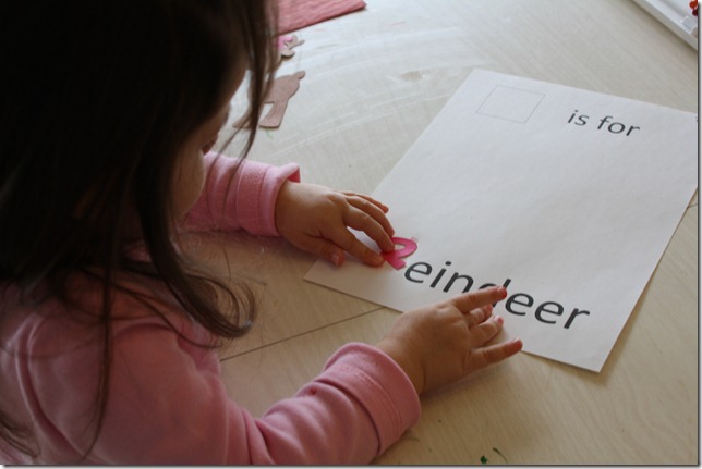 Sharing Ideas is Fun to Do!: Preschool Christmas Mini-Unit